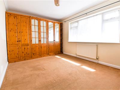 Claverham Way, Battle £340,000 Sold Asking Price